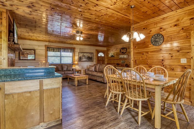 Serenity Ridge - Cabins - Sleeps 7-12 - Fireside Chalets