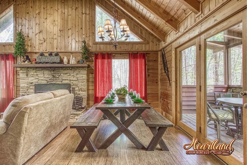 Cozy Den :: Heartland Cabin Rentals