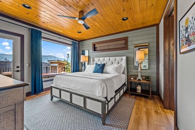 100 Collection Luxury Cabin Rentals in Gatlinburg | Mountain Laurel Chalets