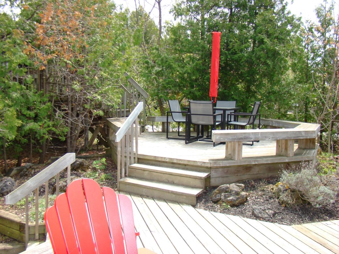 1131 Lakeshore Blvd. N Sauble Beach - Sauble Beach Cottage Rentals